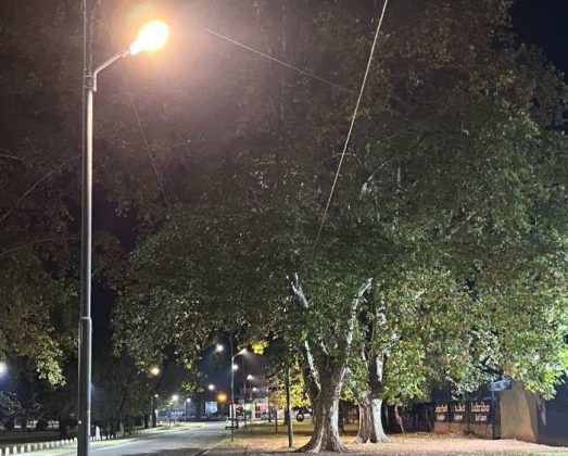 Avanzan los trabajos de alumbrado público en el barrio Las Casuarinas ...